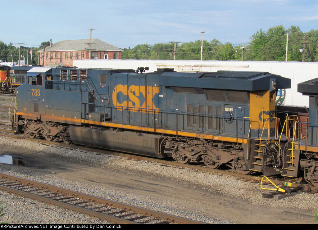 CSX 733